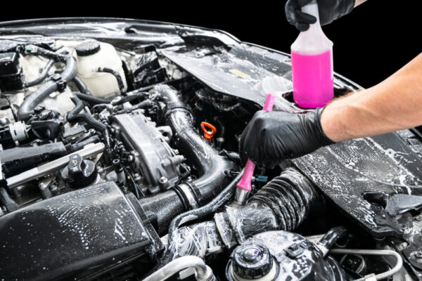 Why Engine Cleaning Promotes Vehicle Performance and Prevents Corrosion